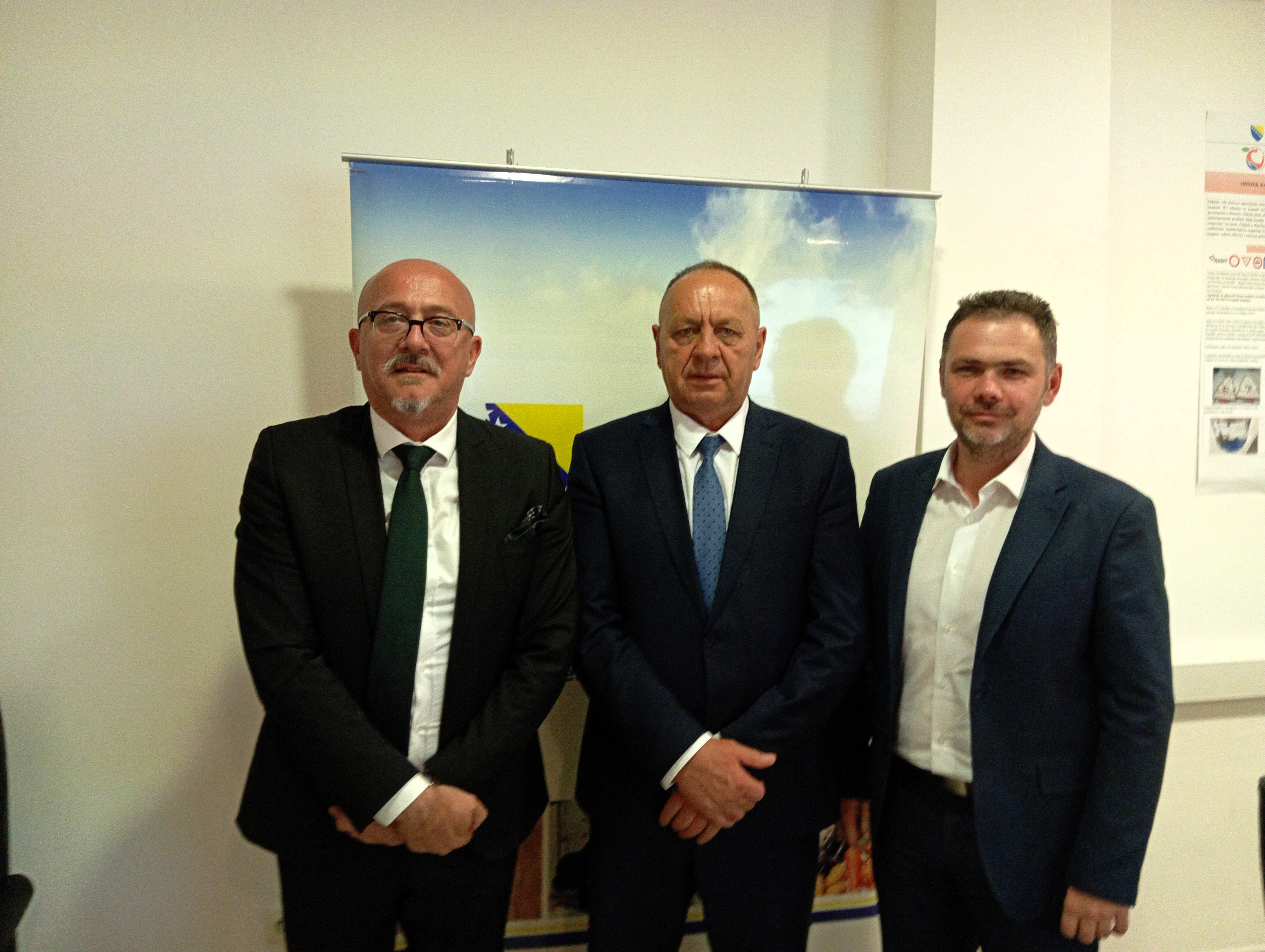 Federalni ministar zdravstva dr. Nediljko Rimac posjetio Agenciju za ...